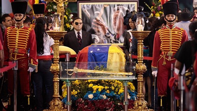 Maduro anuncia que es poco probable que se embalsame el cuerpo de ...