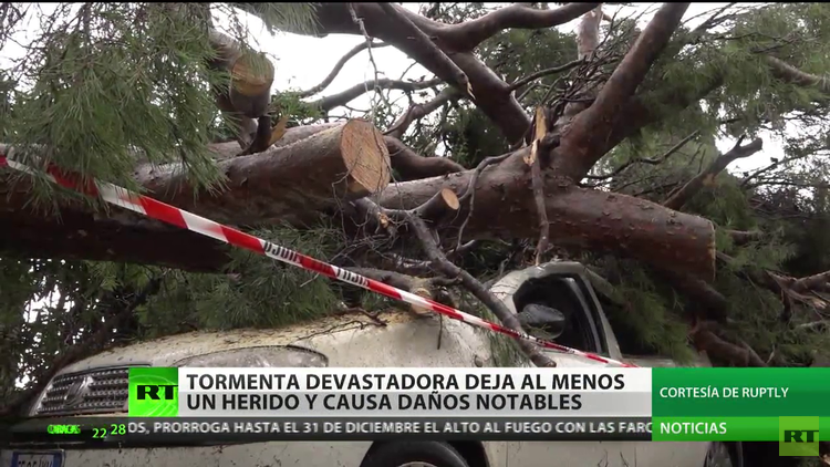 Una tormenta devastadora deja al menos un herido y causa daños en ...