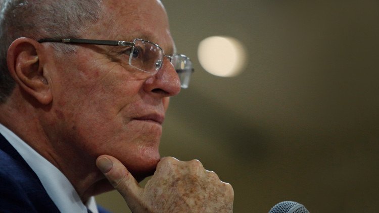 Kuczynski a RT: "Nos opondremos por todas las vías a un muro entre ...