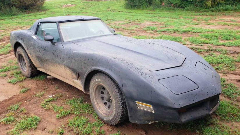 FOTOS: Granjero de EE.UU. sorprende al adaptar un Chevrolet Corvette C3 ...