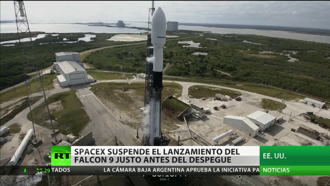 Spacex Suspende El Lanzamiento Del Cohete Portador Falcon 9 Justo Antes