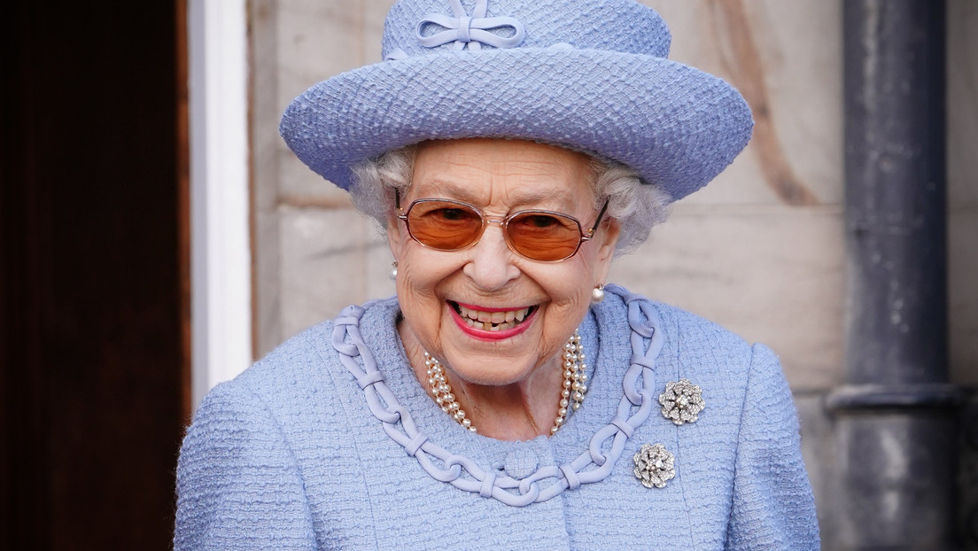 La vida de la reina Isabel II en fotos - RT