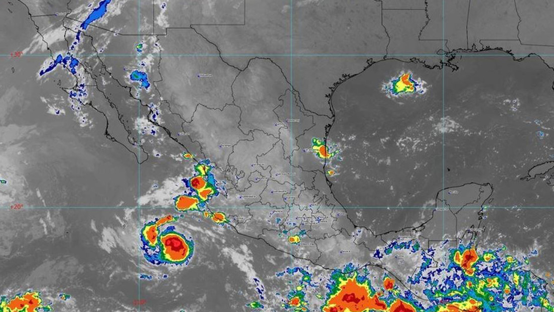 Detectan la tormenta tropical Newton en las costas de Jalisco en México ...