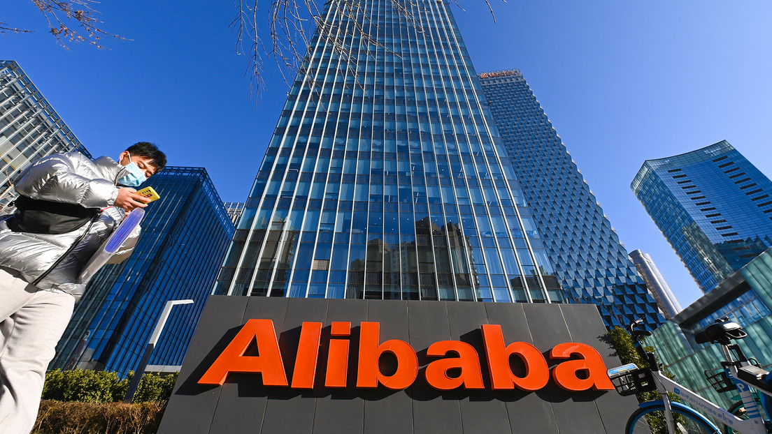 El CEO y presidente de Alibaba renuncia a sus cargos para concentrarse ...