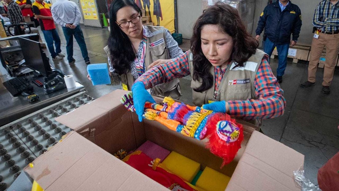 Perú incauta restos óseos de origen prehispánico en una caja de cartón ...