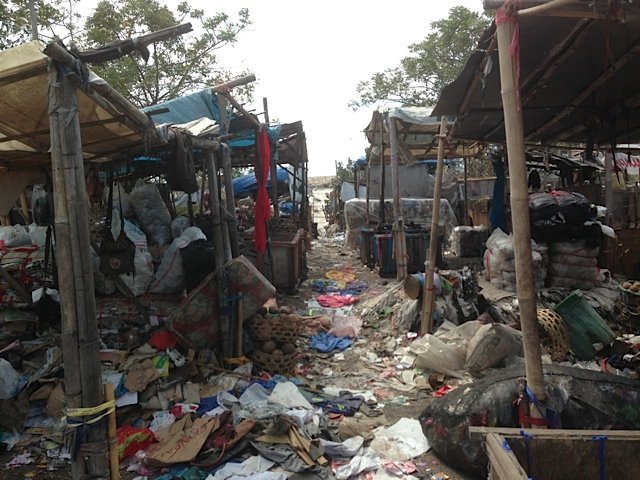 Fotos: Una compañía convierte basura en casas sostenibles y a prueba de ...