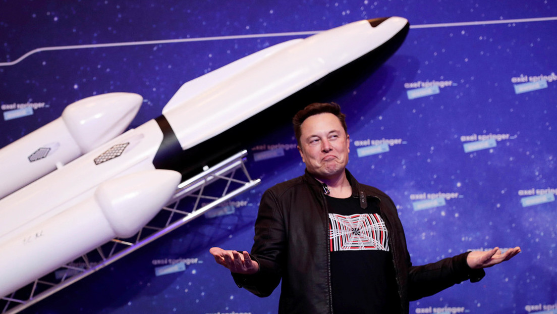 Elon Musk nennt britische Regierung "faschistisch" — RT DE