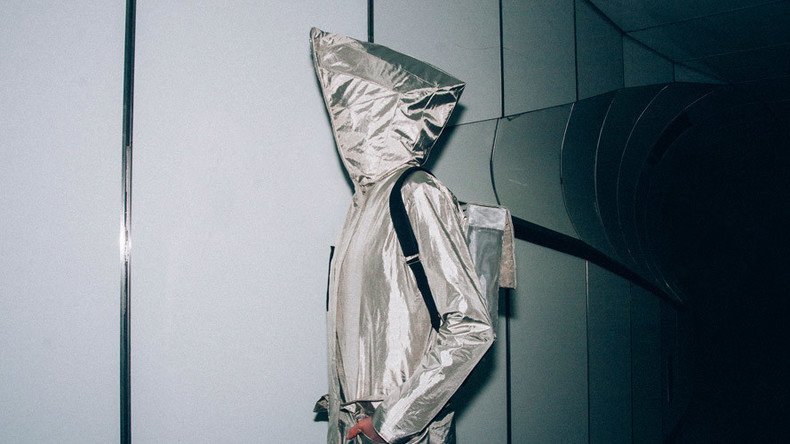 Dutch designers create anti-surveillance 'invisibility cloak' to ...