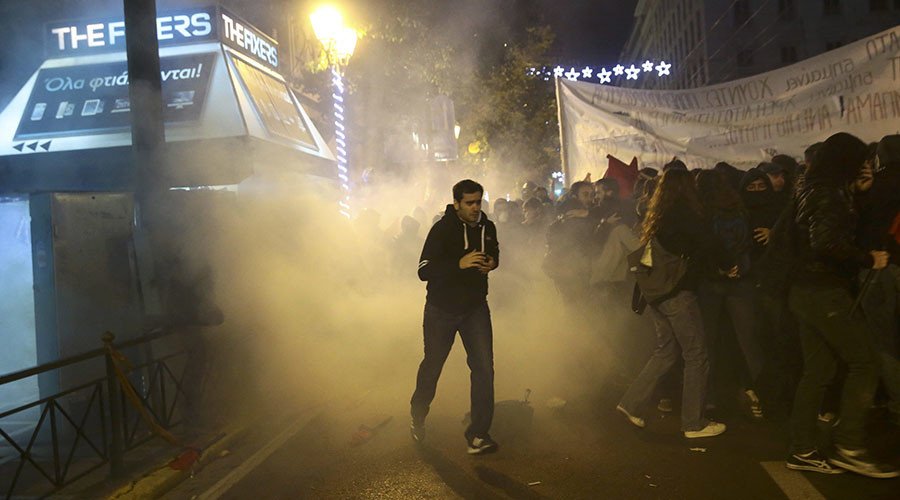 Greek police clash with demonstrators protesting Obama’s visit to ...