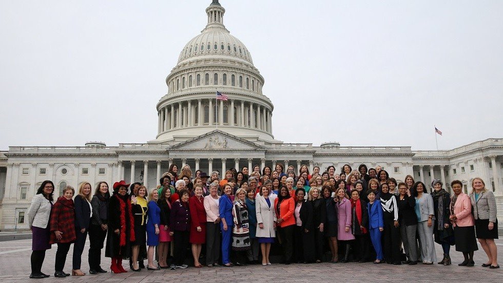 Democrats start 2019 with move to abolish electoral college and prevent ...