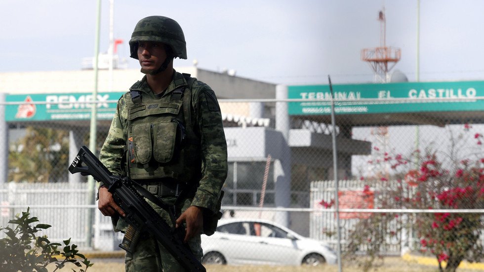 Mexico deploys ARMY to secure oil facilities & stop nationwide fuel ...