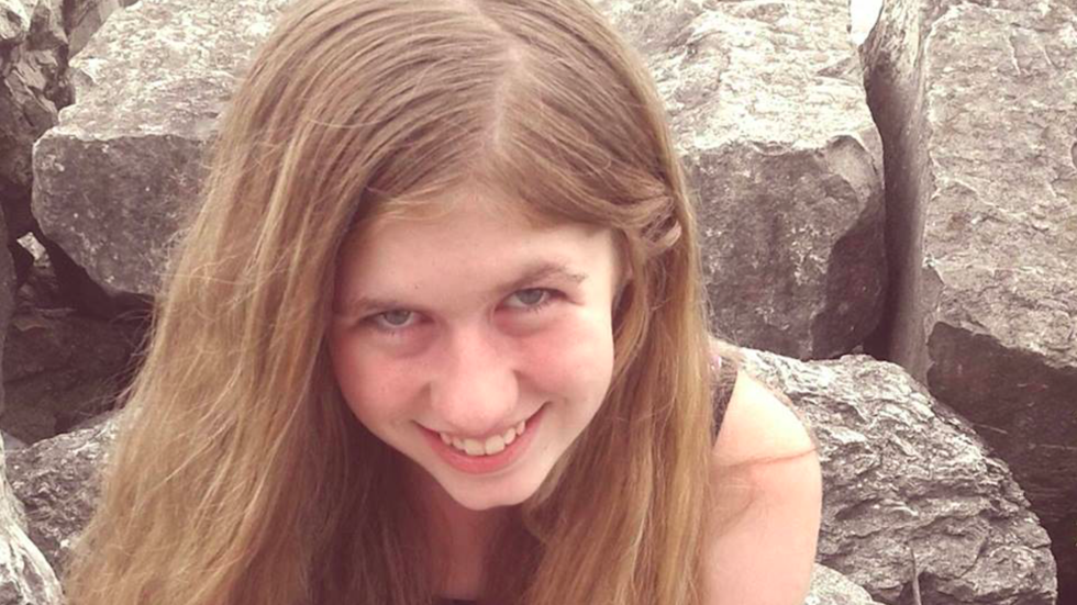Missing teen Jayme Closs 'escapes from abductor' 3 months after parents ...
