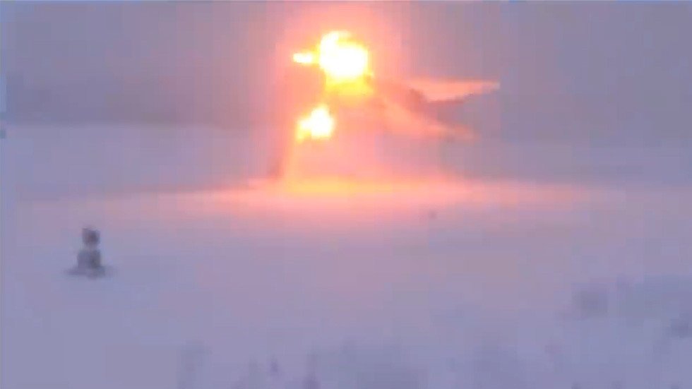 WATCH Russian supersonic Tu-22M3 bomber’s terrifying crash-landing in ...
