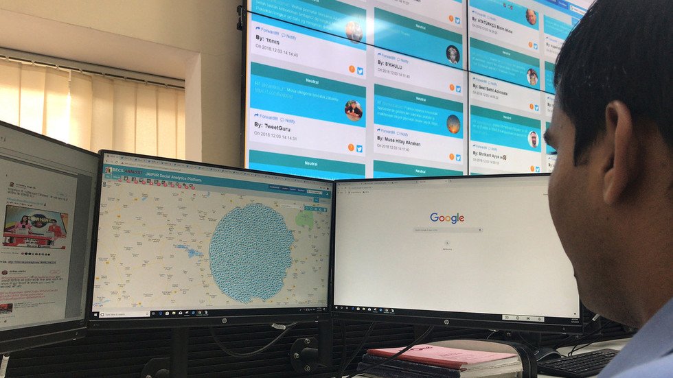 Aussie cop jailed for using police database to look up Tinder dates ...