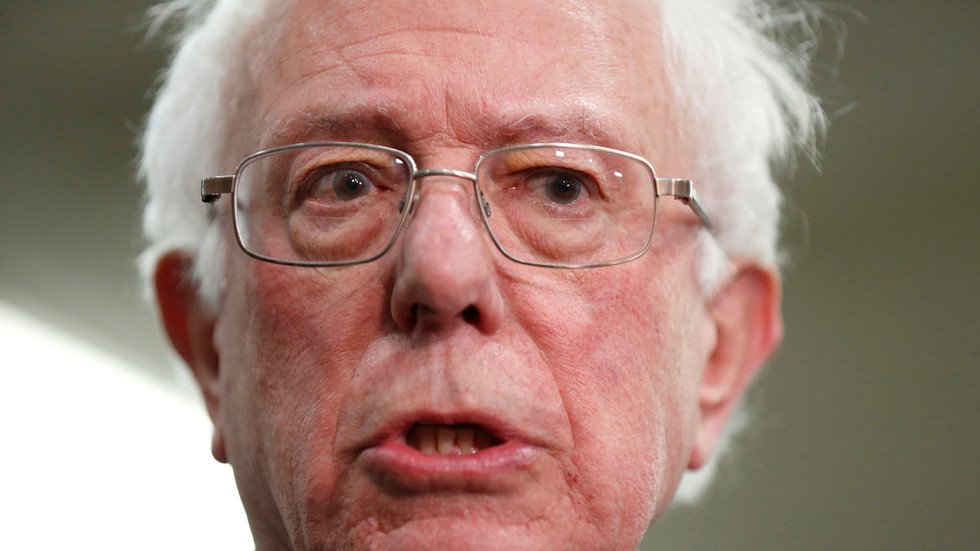 Sanders appears to fake phone call to avoid awkward question on Fairfax ...