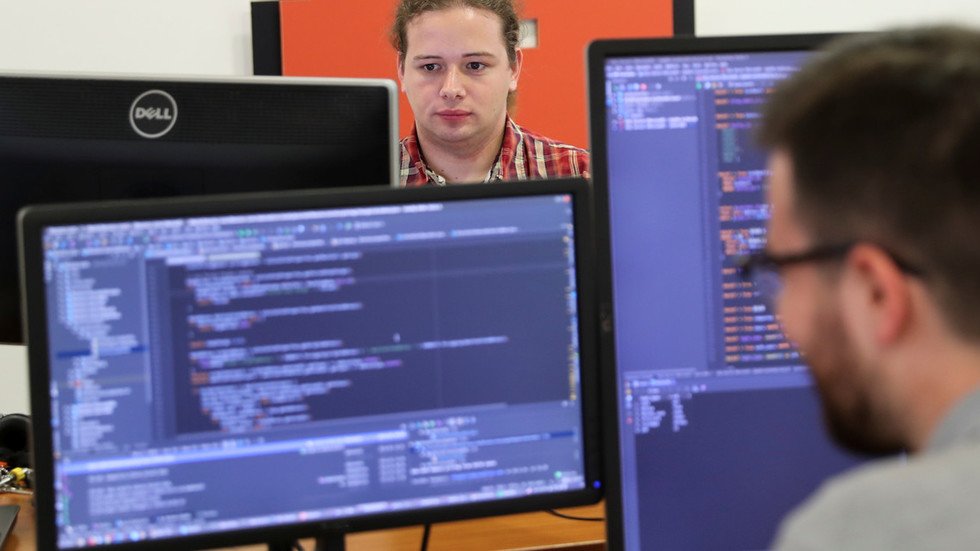 Offended journalist makes Twitter suspend user over ‘learn to code ...