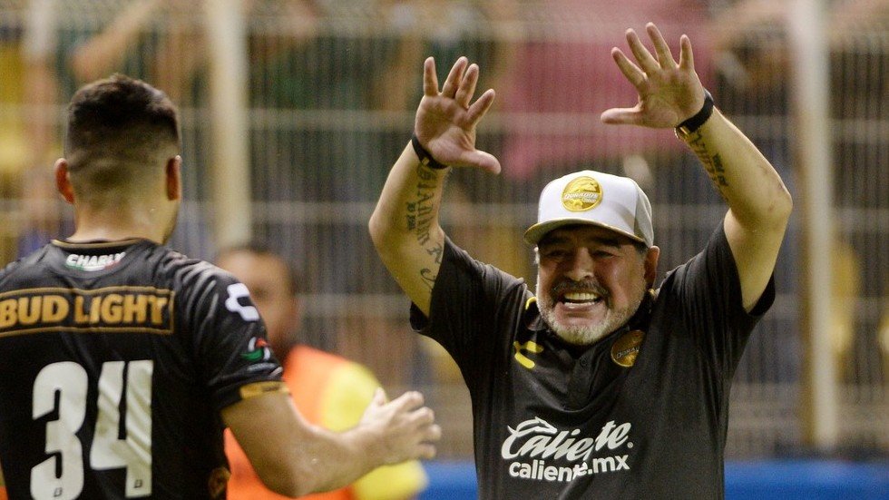 Maradona breaks out dance moves after Dorados victory to put health ...
