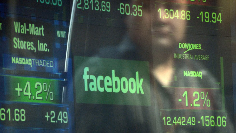 ‘Facebook is a private company!’ shout people in favor of censoring ...