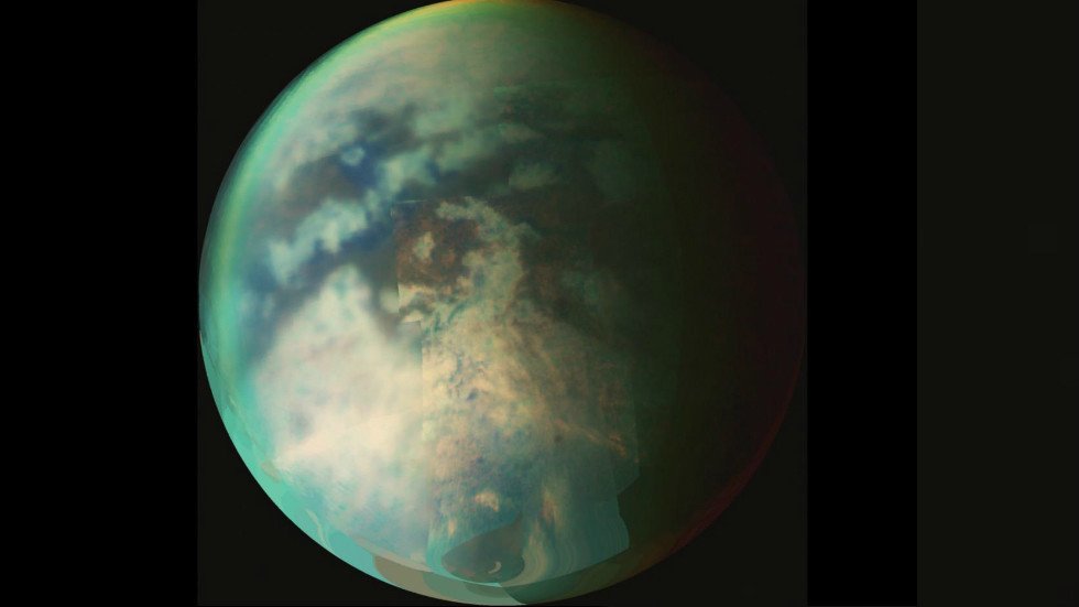 ‘Crazy, methane-based’ alien life could exist on Titan’s surface — RT ...