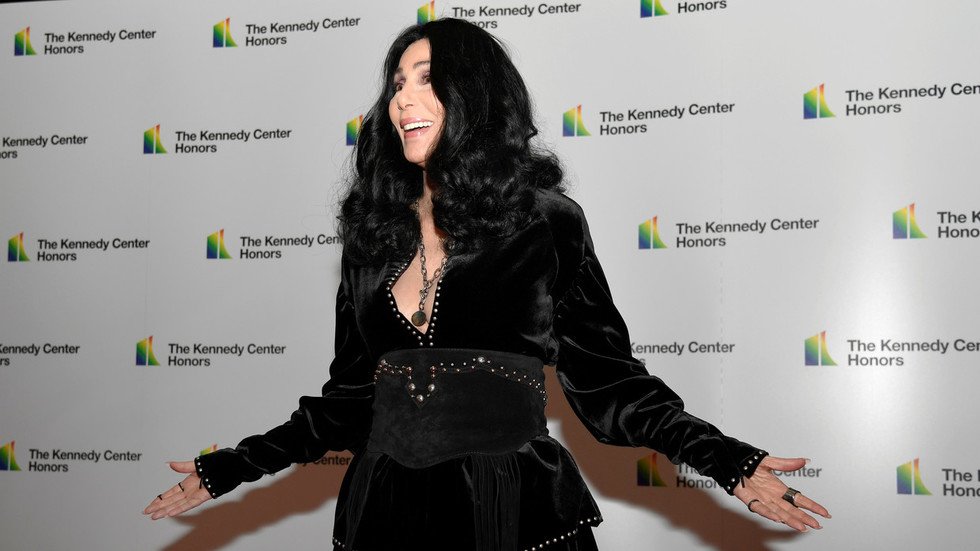 Can't have it both ways: Migrant advocate Cher blasted for opposing ...