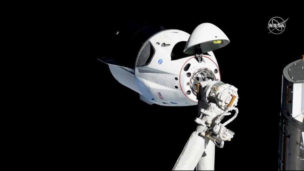 Spacex Crew Dragon Suffers ‘anomaly During Engine Test Smoke Seen For