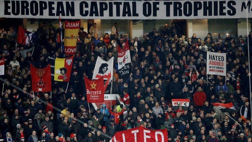 Man Utd v Man City: The derby one set of fans might not want to win ...