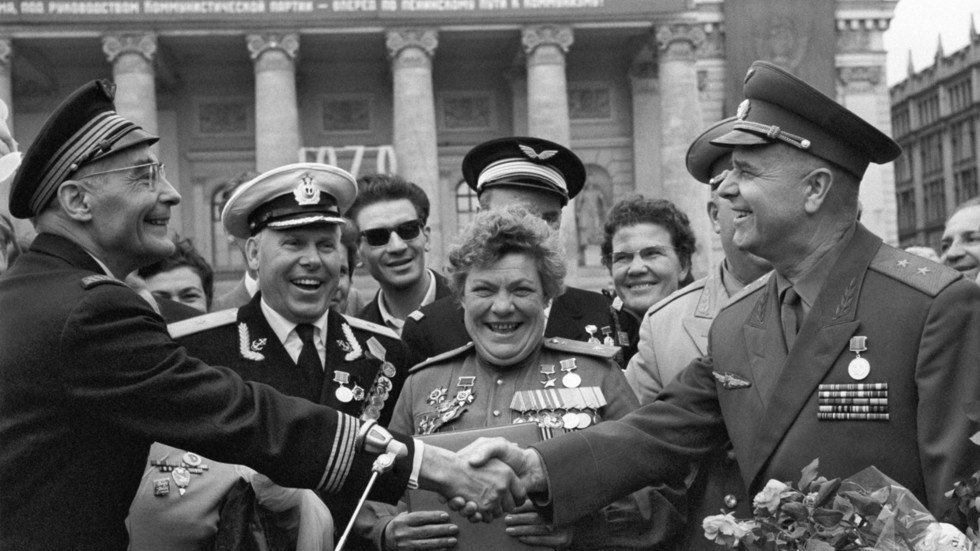 Ideals that won victory are still the greatest of ideals (by George ...