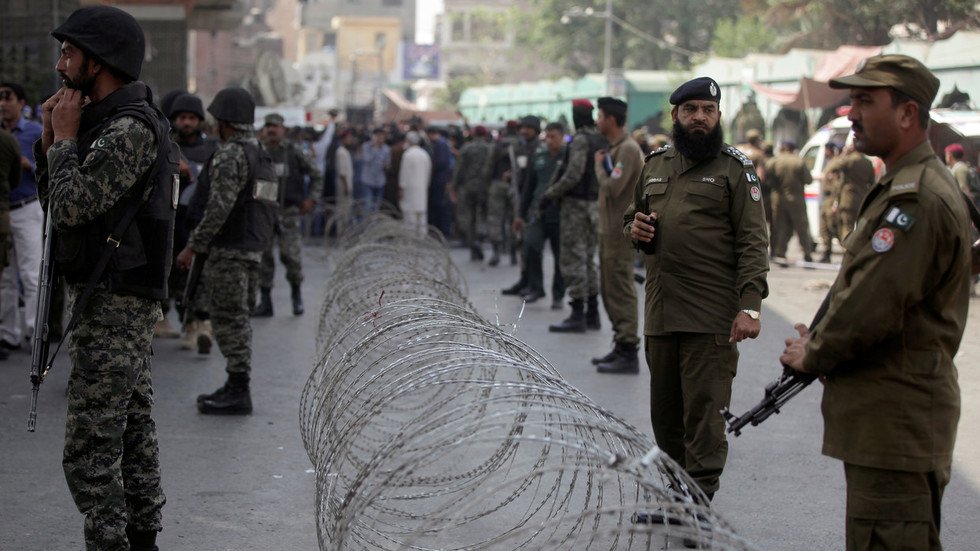 At least 1 killed as gunmen attack 5-star hotel in major Pakistani port ...