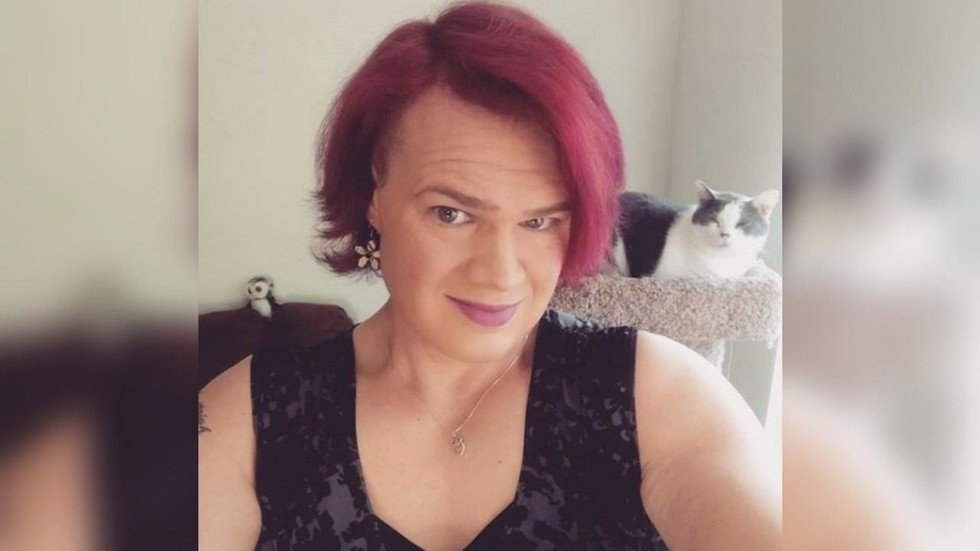 ‘They invalidated my gender and my identity’: Transgender powerlifter ...