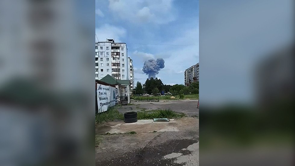 Deafening blasts at Russian TNT plant leave 200 buildings damaged — RT ...