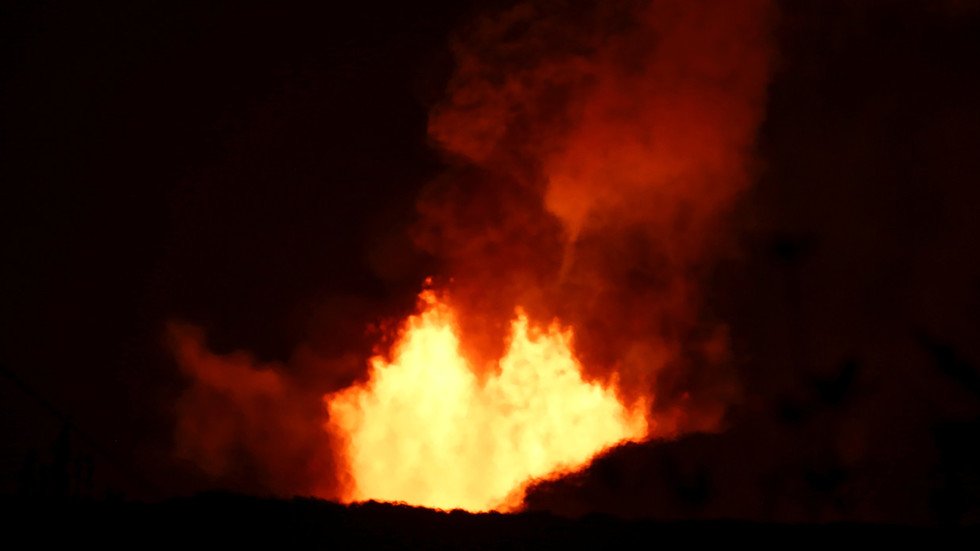 Sleeping giant: Scientists warn Russian volcano could cause destruction ...