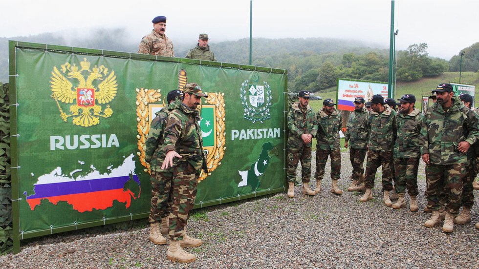 Pakistan eyes arms from Russia & better ties with Moscow in ‘changing ...