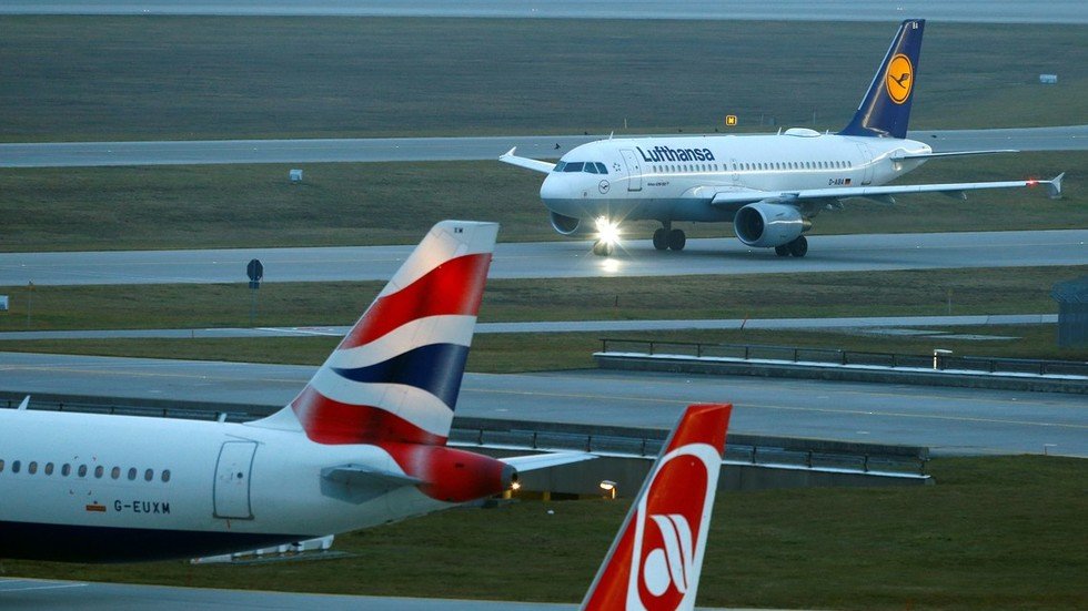 Airlines reroute flights to avoid Iranian airspace in the Gulf — RT ...