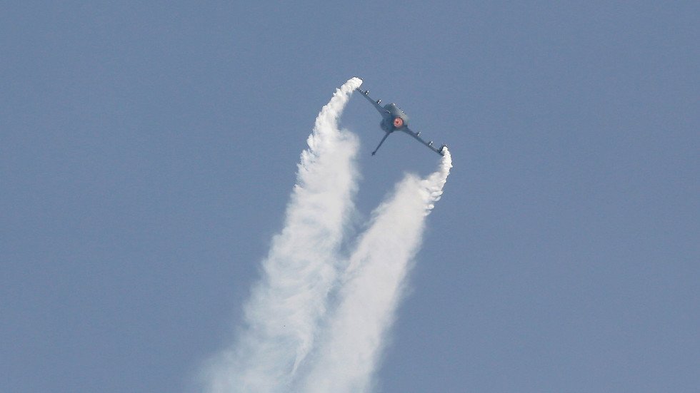Indian Air Force jet forced to jettison fuel tanks, creating huge ...