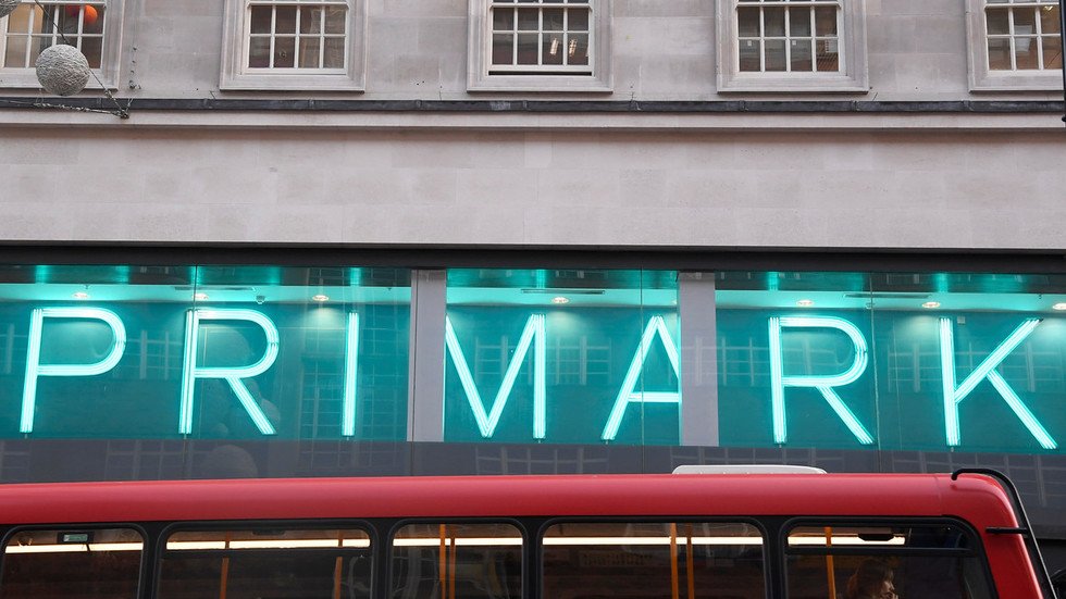 Primark founder Arthur Ryan dead at 83 — RT Newsline