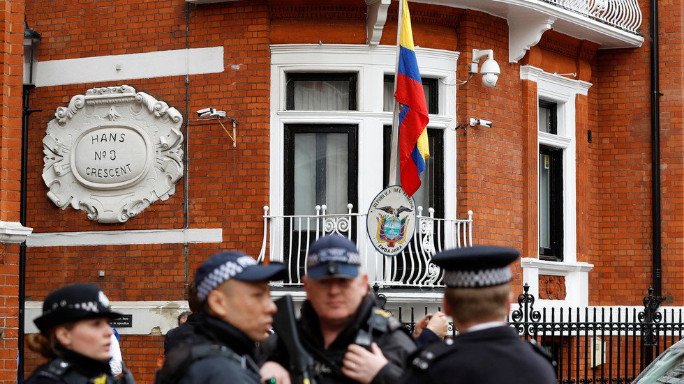 Spanish security firm spied on Assange 24/7, reveals plan to smuggle ...