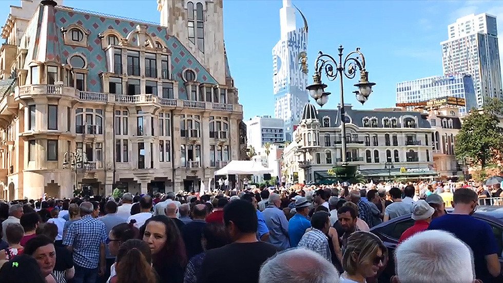 Massive rally calling for improved relations with Russia held in ...