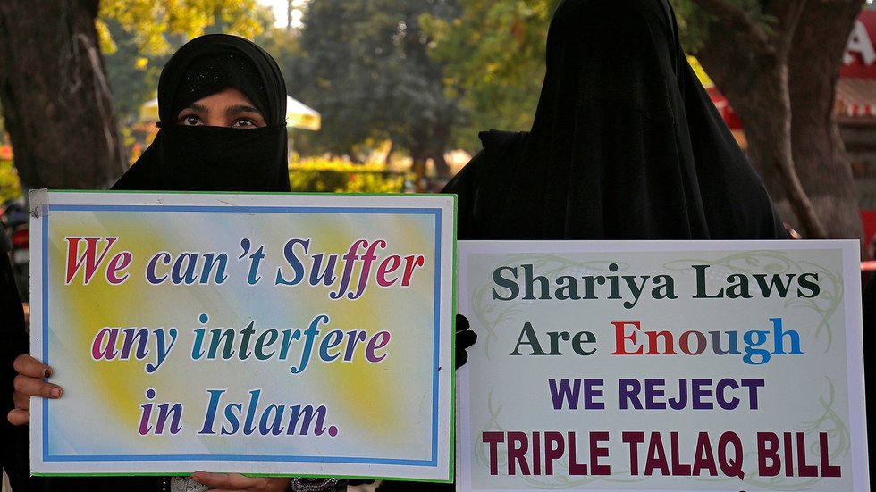 ‘Instant divorce’ law banning ‘triple talaq’ practice is passed by Indian parliament — RT World News
