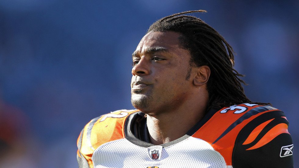 Former-NFL star Cedric Benson dies in motorcycle accident — RT Sport News