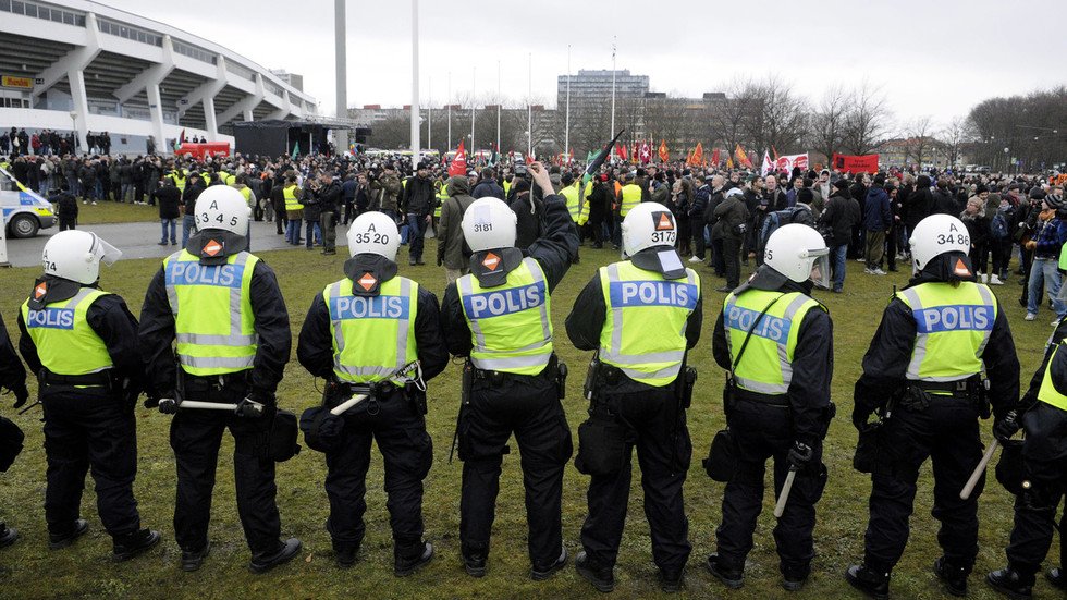 Fears of Muslim riots: Police mobilize in Sweden ahead of Davis Cup ...
