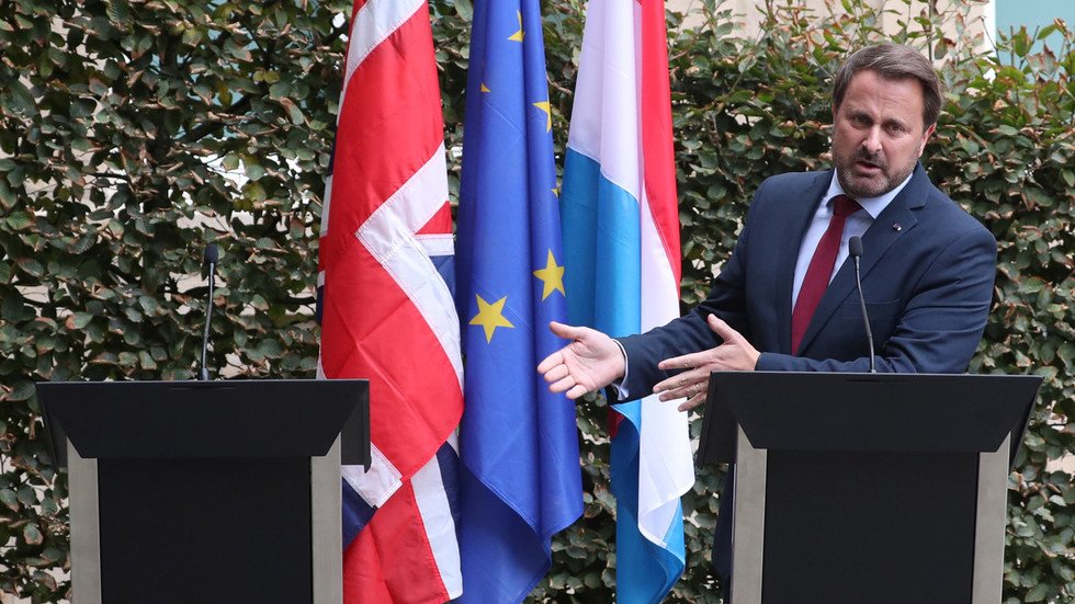 Bojo ‘empty chaired’ at humiliating press conference as UK PM escapes ...