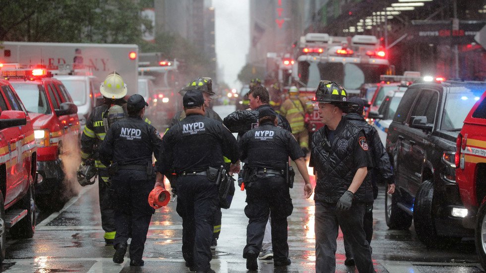 Hotel evacuated & streets closed as fire breaks out near New York’s ...