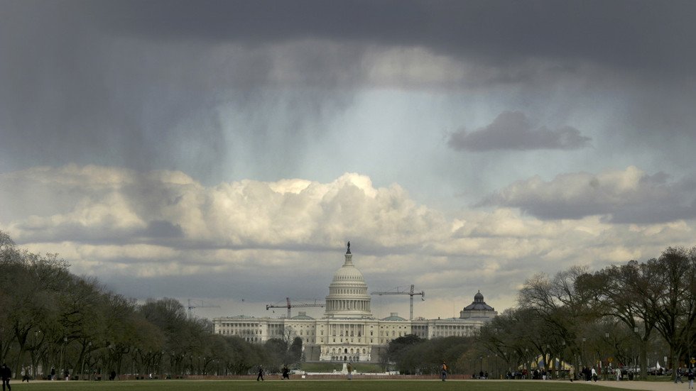 US economy at ‘early stages of recession,’ strategist tells RT’s Boom ...