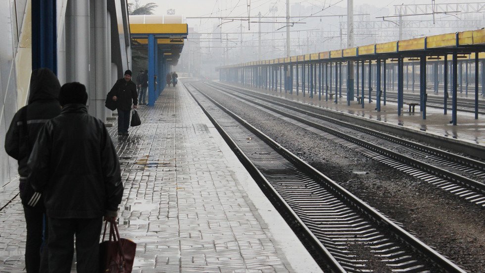 Restored transport links between Ukraine and Crimea would be good, both ...