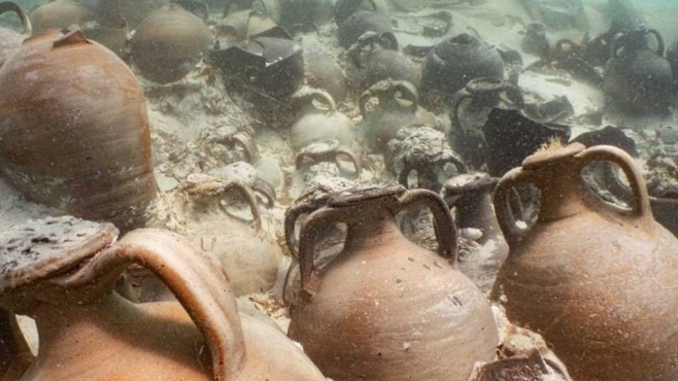 Ancient delivery: Divers discover Roman shipwreck packed with perfectly ...