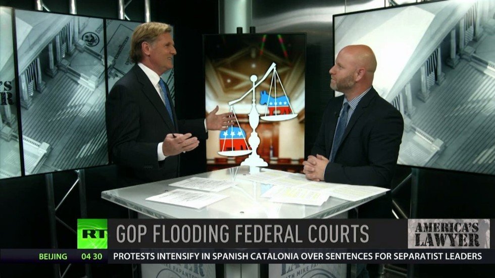 CIA spoon-feeding networks dirt on Trump — RT America’s Lawyer