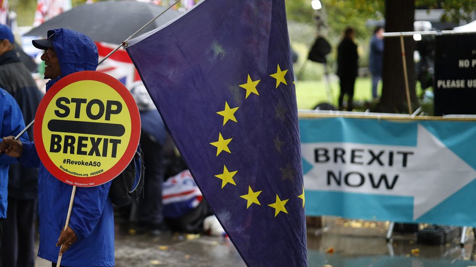 ‘Mr Brexit’ Farage says ‘no’ to Brexit right now & calls for extension ...