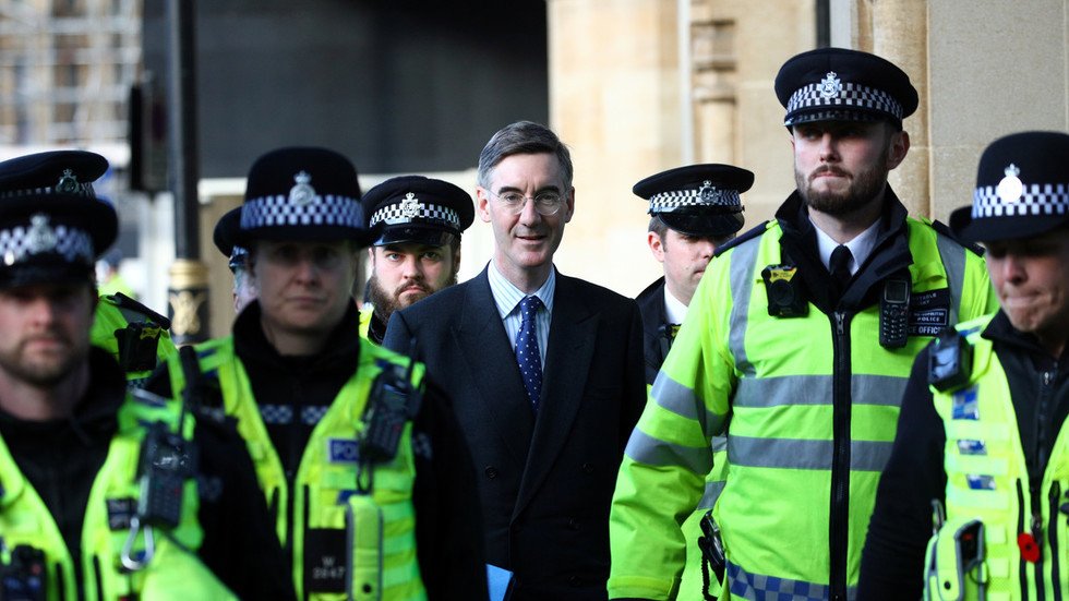 ‘So frightening’: UK politicians protected by SQUADS OF COPS as Brexit ...