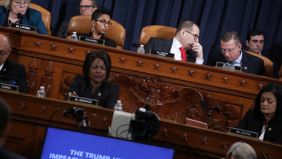 Democrats play havoc with history, cite King Louis XVI in effort to ...