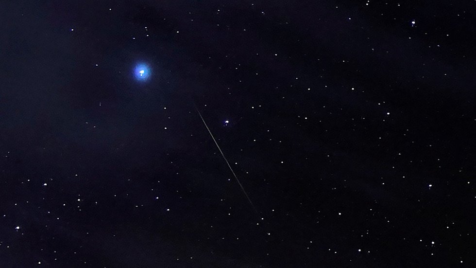 LIVESTREAMING the skies: Ursids meteor shower caught on camera as ...